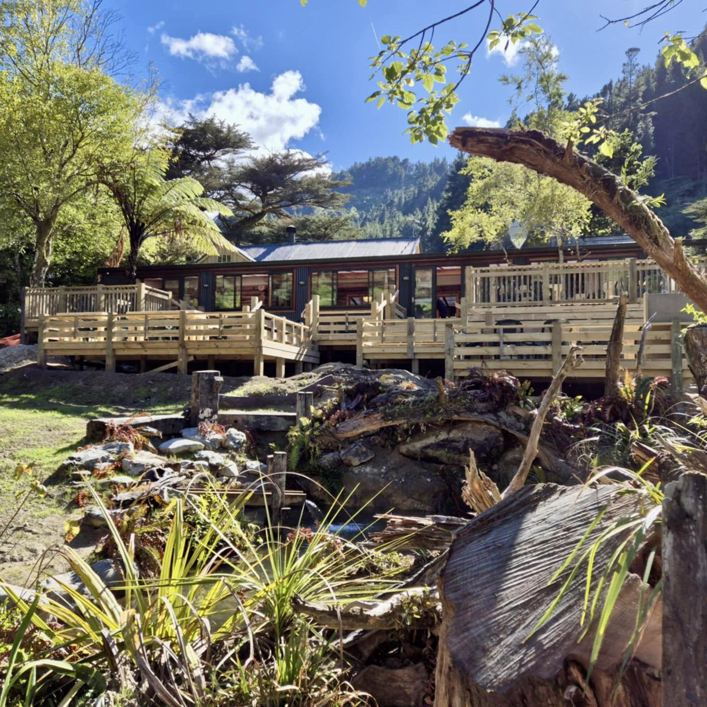 Staglands Renovations: The new decks and their balustrades – The Upper ...